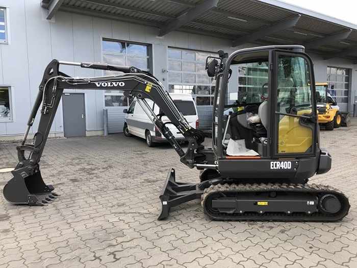 قیمت مینی بیل ولوو ECR40D | ایران بابکت | مشخصات فنی مینی بیل مکانیکی volvo